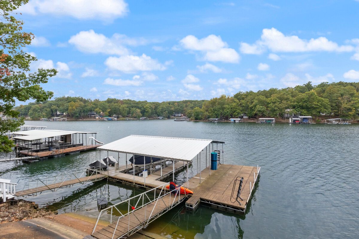 Lake Life | Eldon, MO | Lakedays Rentals